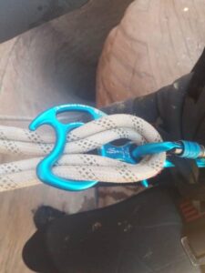 How to Rappel with a Figure 8 – Scoutorama
